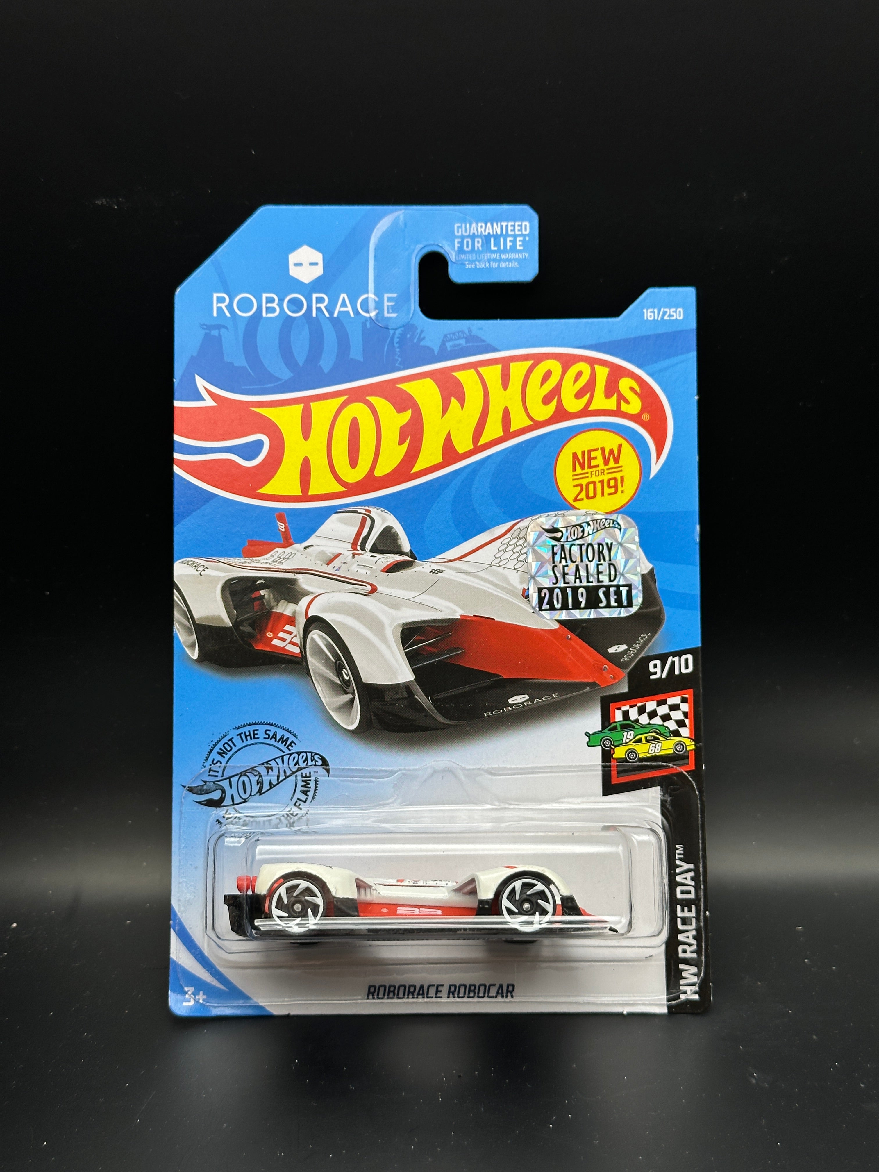 HOT WHEELS - ROBORACE ROBOCAR (2019) - HW RACE DAY 2019